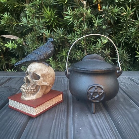 Other | Cast Iron Cauldron With Lid 55 Inches Pentacle Cauldron Medium ...